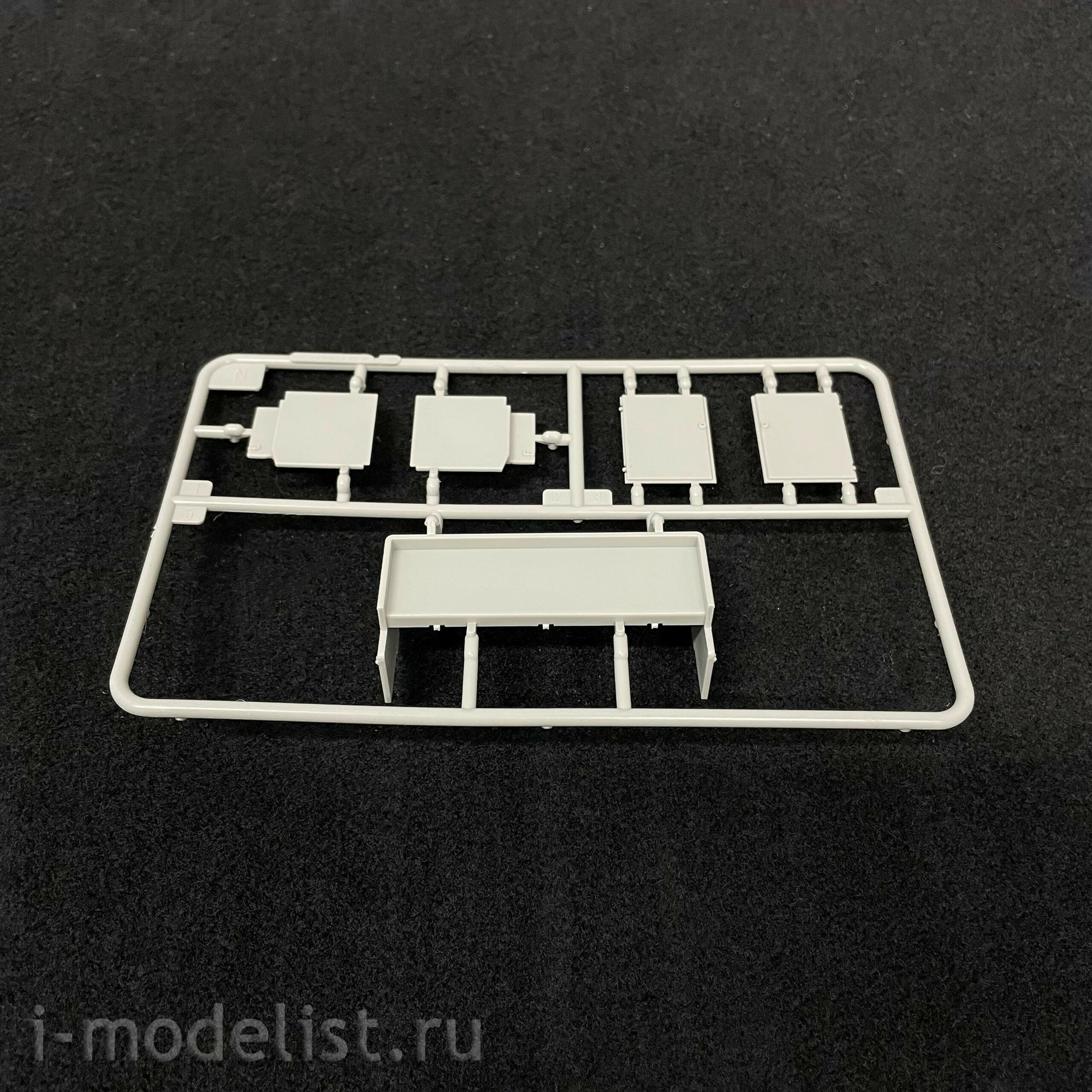 09595 Trumpeter 1/35 L4500A mit 5cm Flak 41 I :: Pre-order