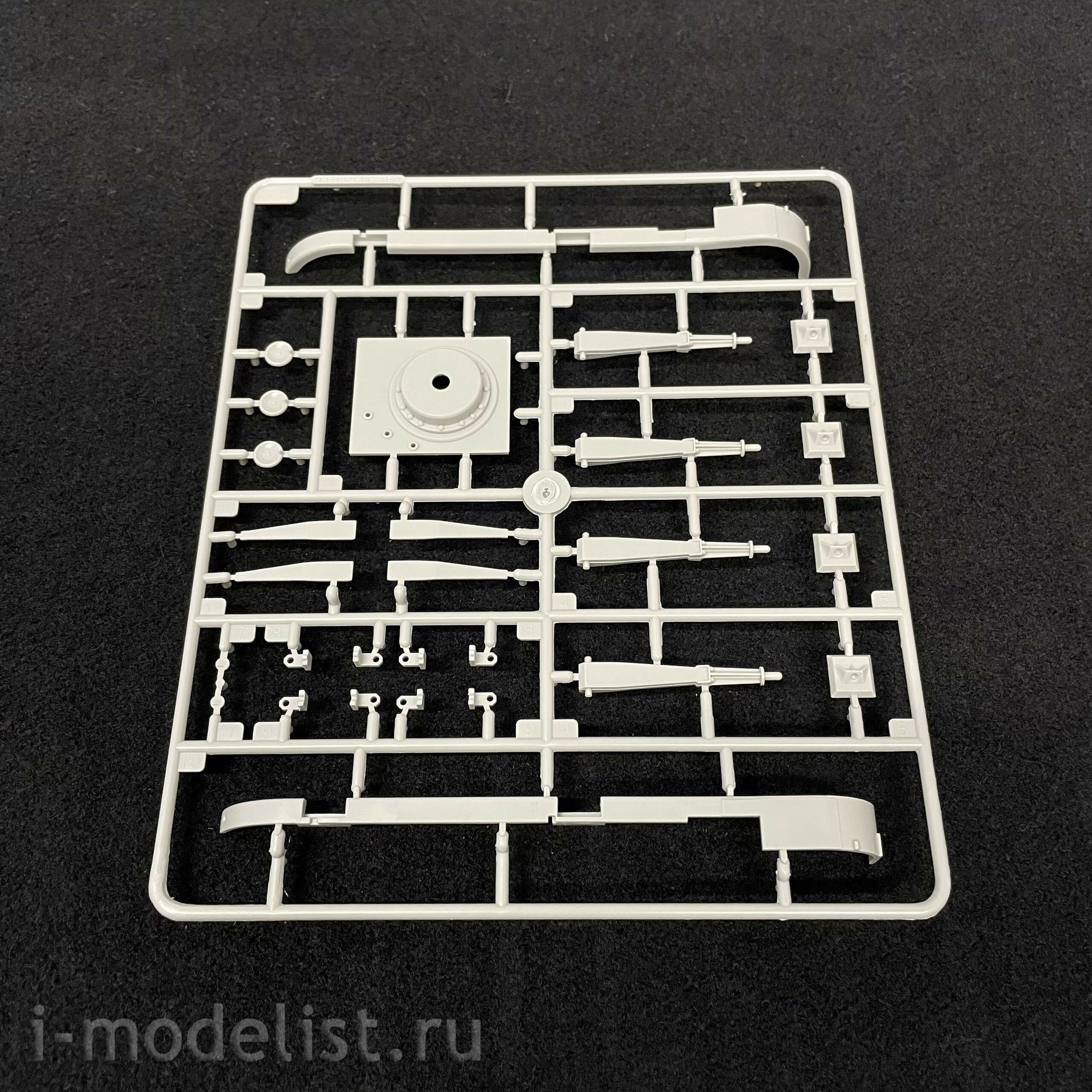 09595 Trumpeter 1/35 L4500A mit 5cm Flak 41 I :: Pre-order